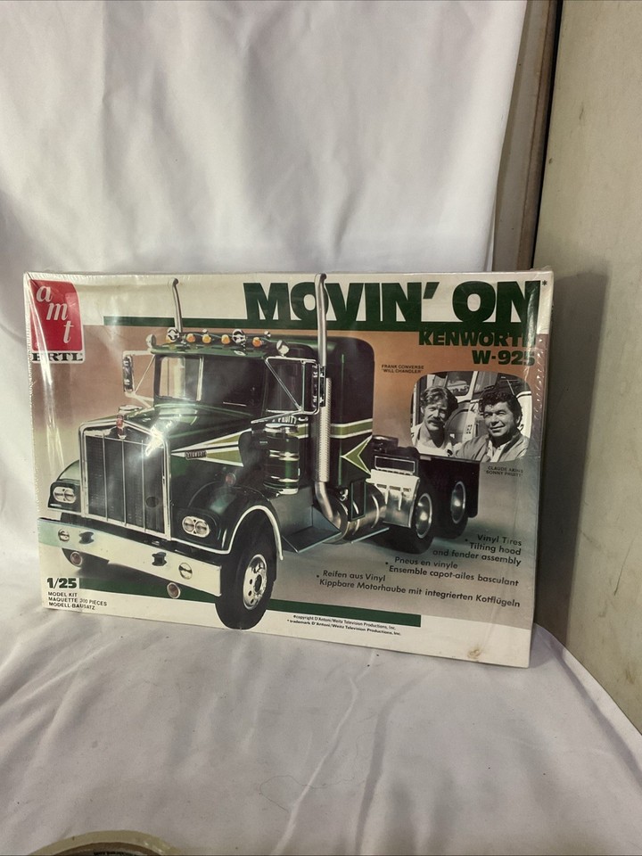 AMT KENWORTH Movin On W-925 Model Kit 1/25 Sent Truck Cab Model Kit ...