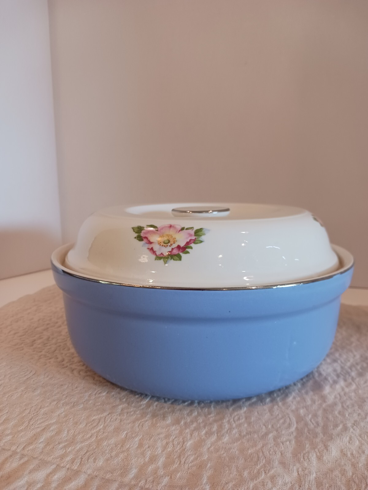 Halls Superior Quality Kitchenware 1 1/2 Qt Casserole Dish w/Lid | eBay