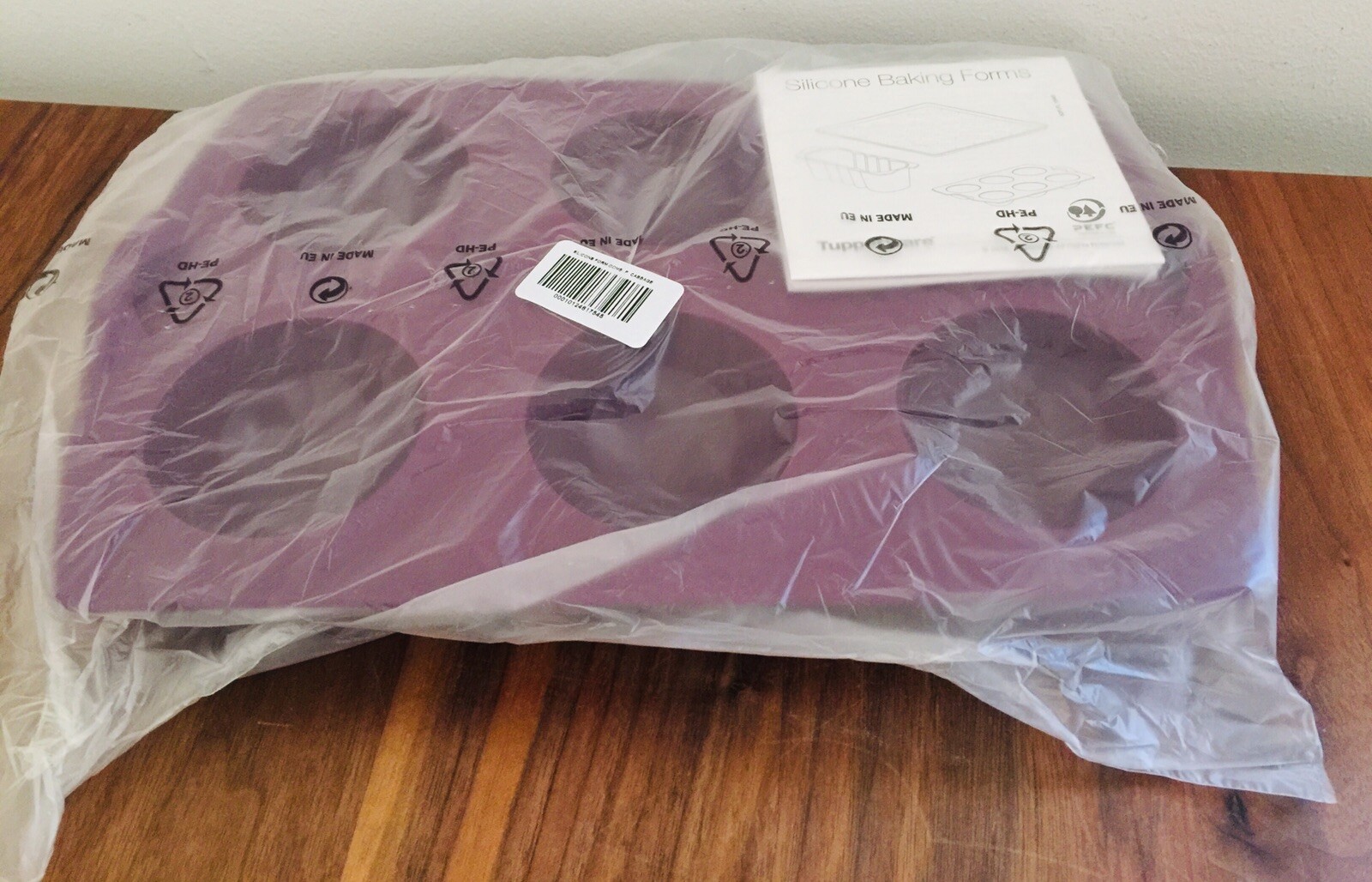 Tupperware: Tupperchef Silicone Round Baking Form(Purple)Brand New/In ...