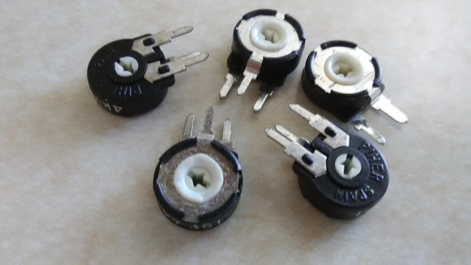 (Lot 5pcs) Piher Vertical Mount Trim Pot 4.7K Ohm 20% 330mW Through ...