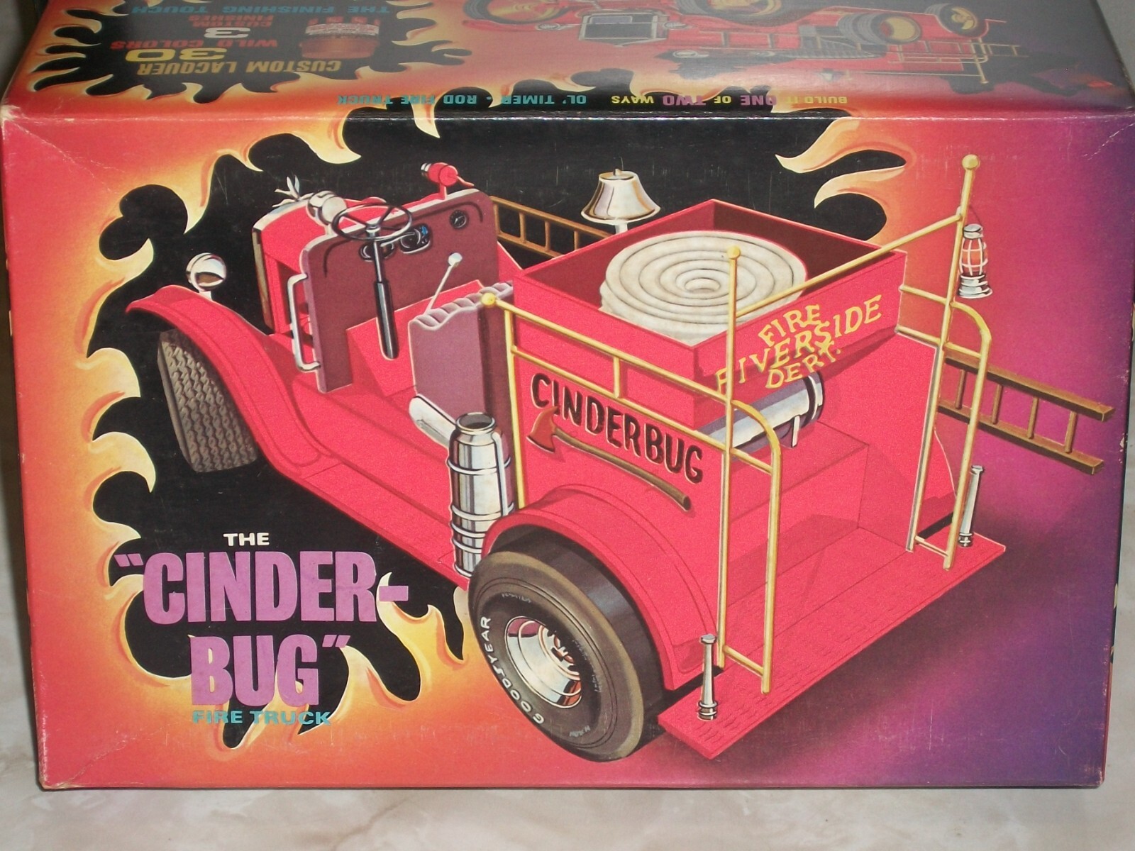 AMT 1/25 Scale The "Cinder Bug" Fire Truck | eBay
