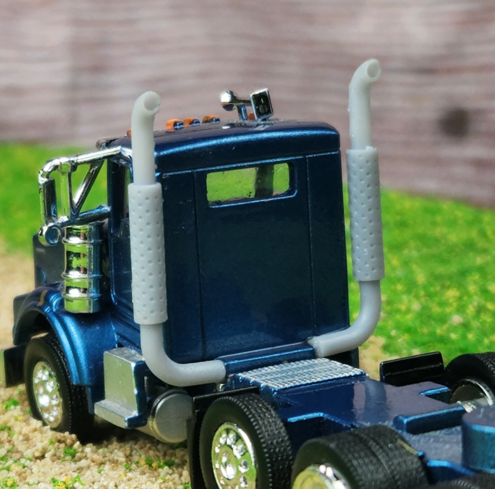 1:87 Scale 3D Printed Semi Truck Short 7" Angled Back Exhaust Stacks ...