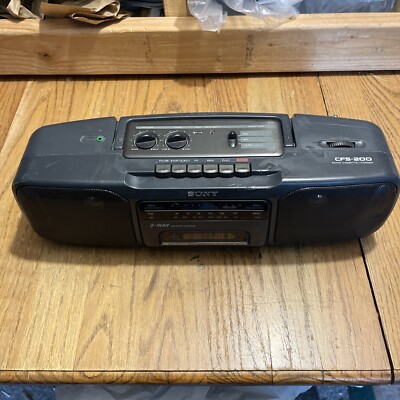 Vintage Sony CFS-200 Stereo FM/AM Radio Cassette Recorder Vintage ...