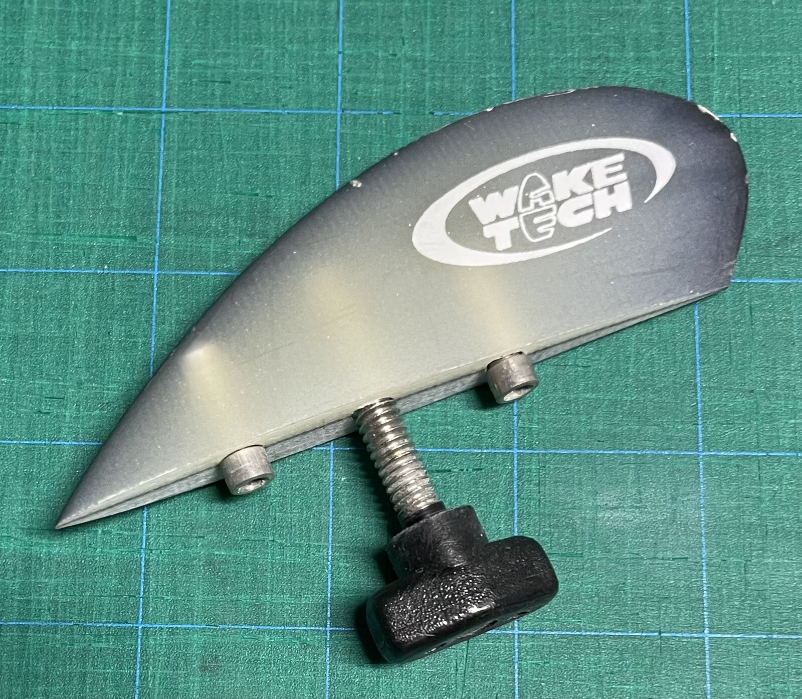 Vintage Wake Tech 1.5 Ramp Wakeboard Fin | eBay