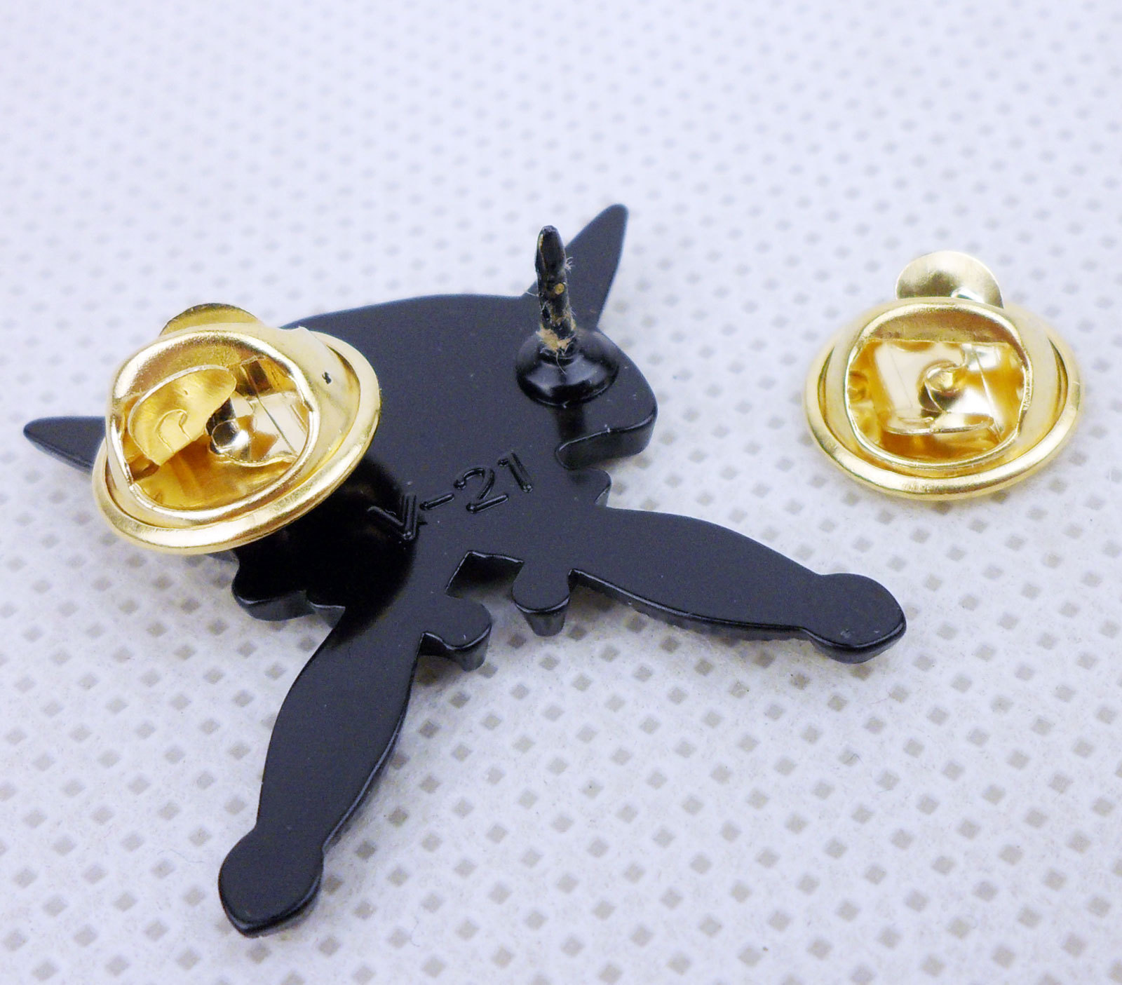 SOLDIER OF FORTUNE HAT PIN OMEGA FORCE BERET DAGGER PIN Special Forces ...