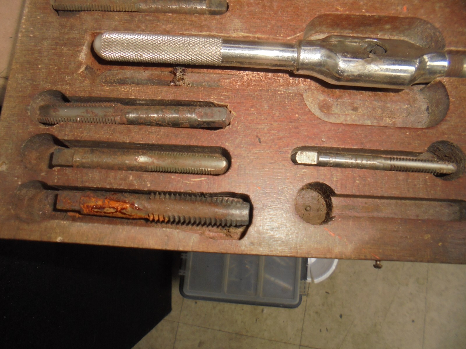 VINTAGE BLUE POINT TAP & DIE SET INSIDE * ORIGINAL WOOD BOX" | eBay