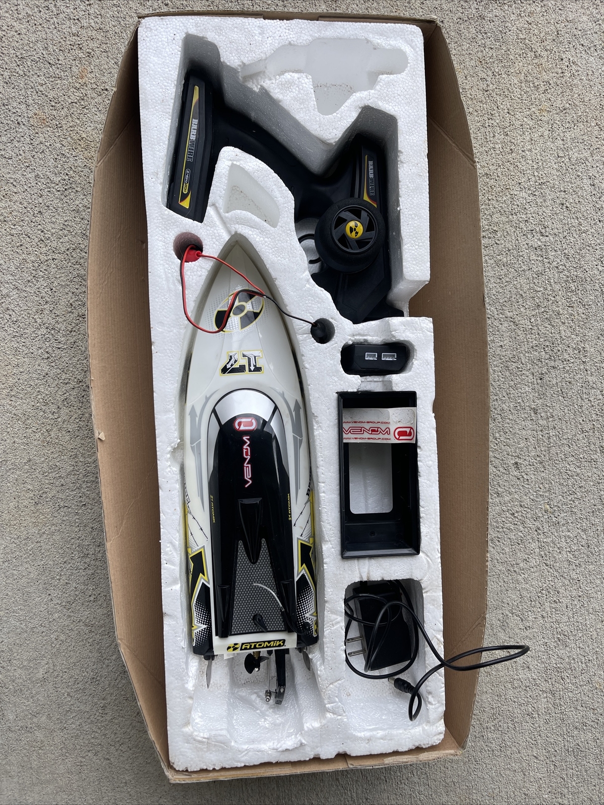 17 Inch Rtr Brushless Racing Boat Atomik. (controller Missing Cover) | eBay
