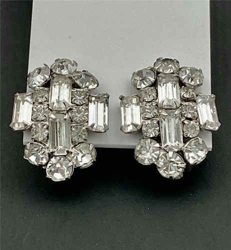 Vintage Clear Round & Baguette Rhinestones Silver Ton… - Gem