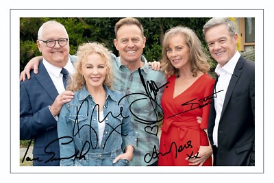 NEIGHBOURS Finale Group Cast Multi Signed Autograph 6x4 PHOTO Print ...