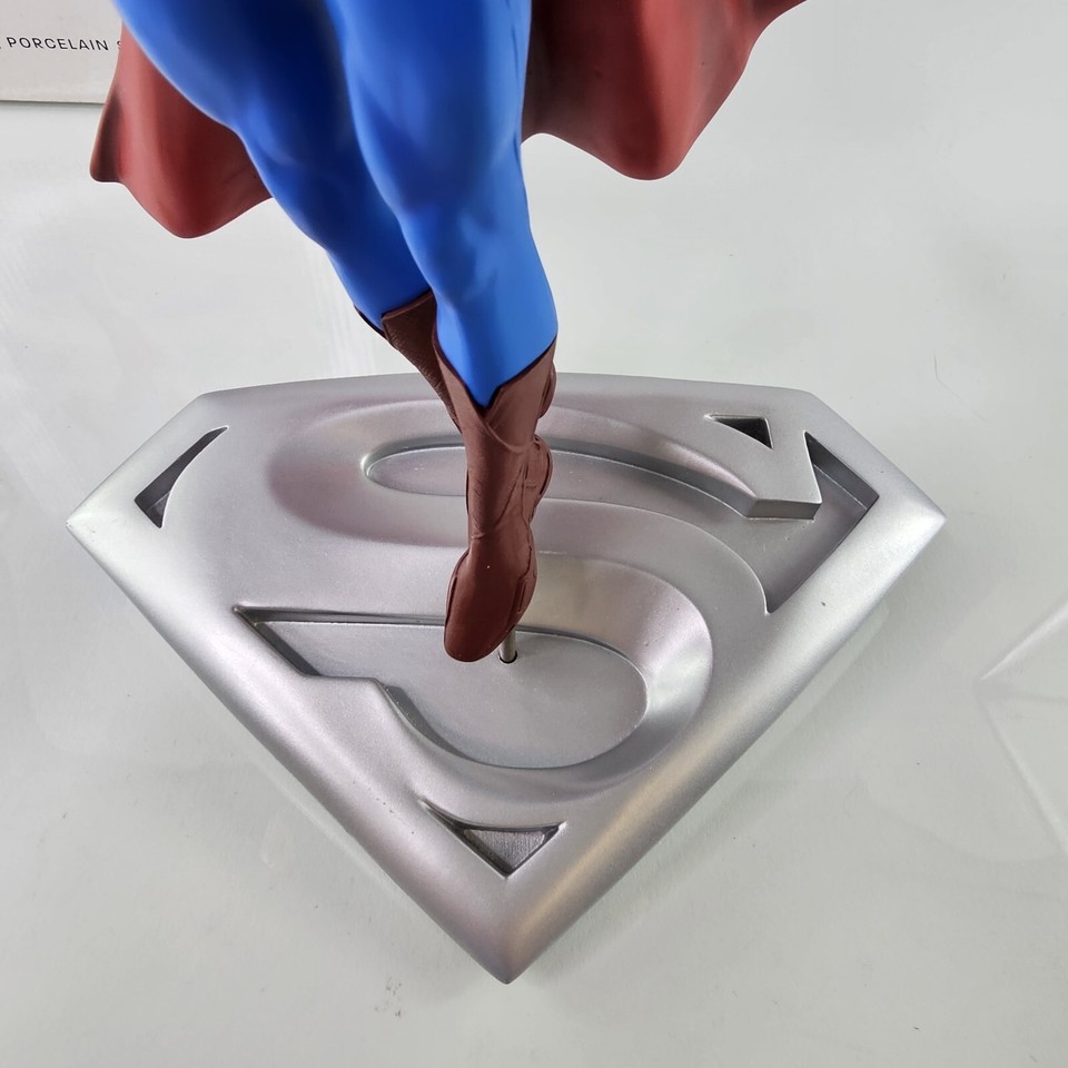 Superman Returns SUPERMAN IN FLIGHT Statue Limited #1271/2500 Comics DC ...