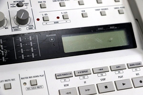 Zoom R16 Portable Multitrack Recorder Controller and Interface Good ...