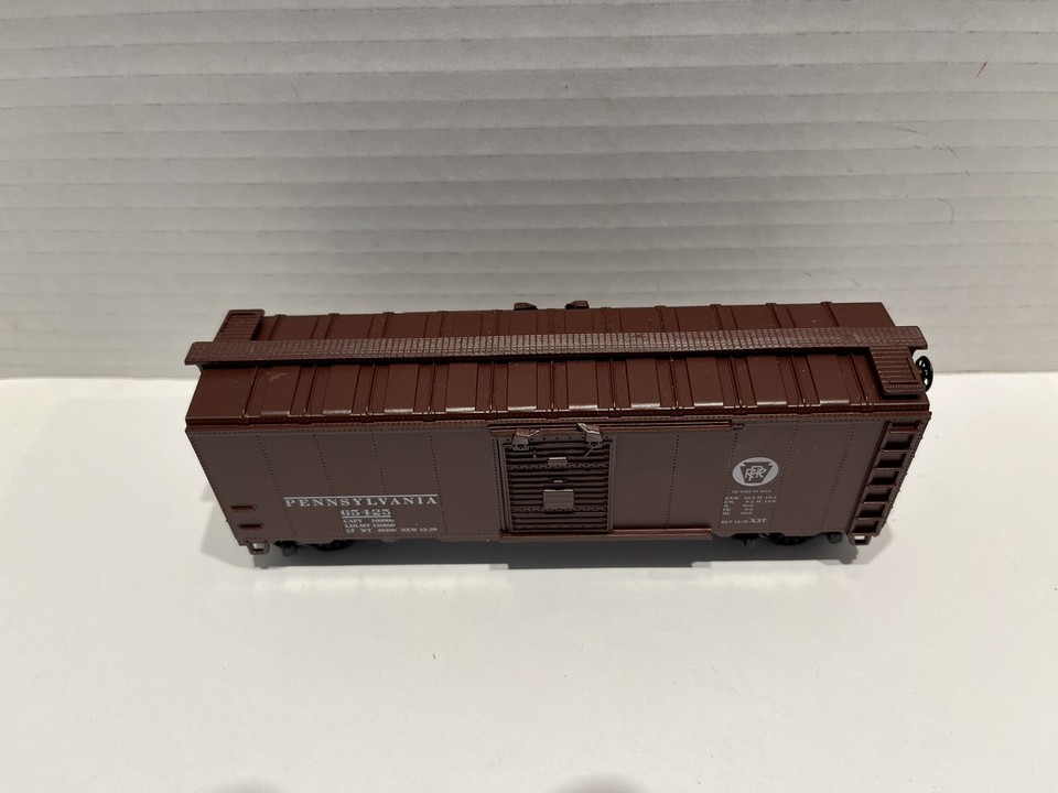 HO Scale Branchline Trains Pennsylvania RR 40’ Box Car #65425 Read! | eBay