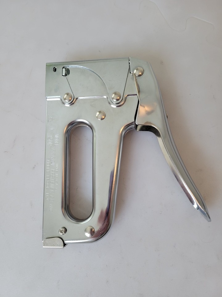 Arrow Fastener Model T-50P Heavy Duty Staple Gun. Made in the USA ...