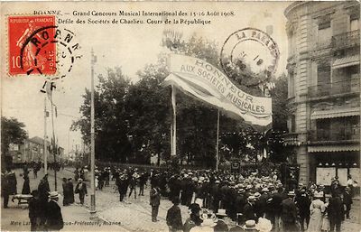 CPA ROANNE Défilé des Sociétés de CHARLIEU-Cours de la République ...