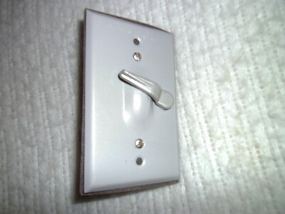 SW1-C Lever Switch Cover for Single Pole Toggle Wet Locations W/20 Amp ...