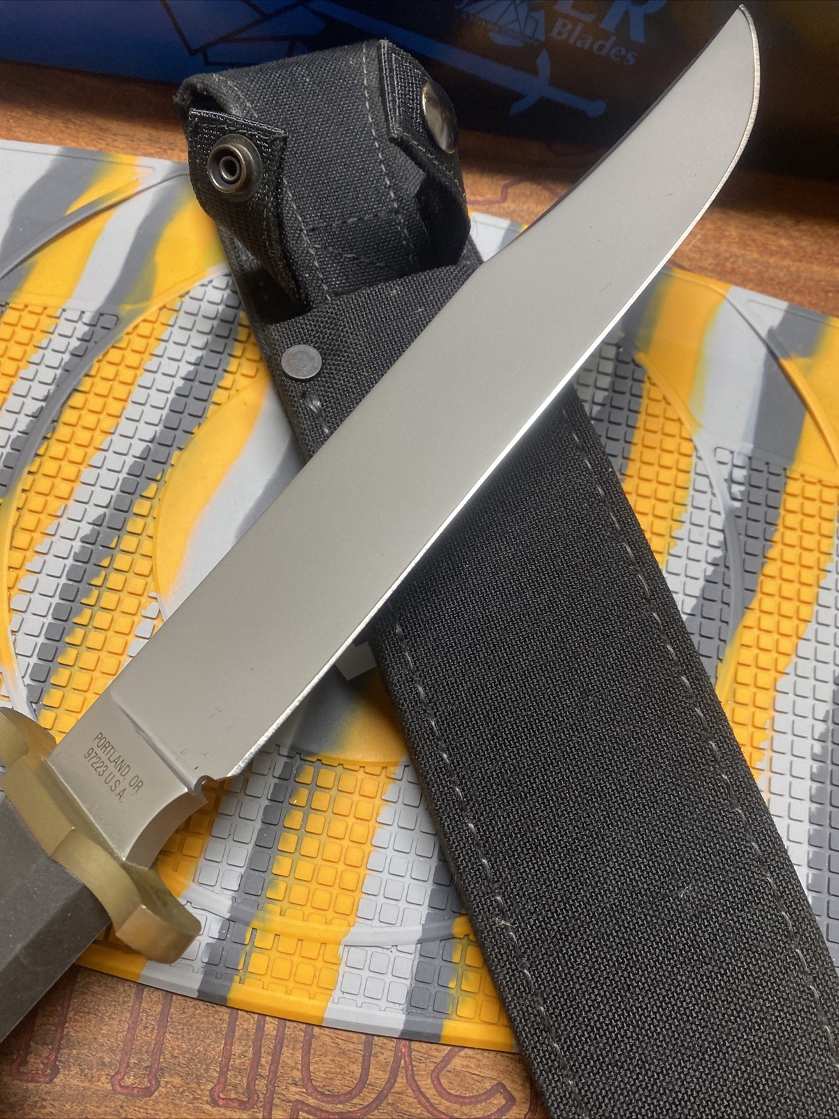 DISCONTINUED Gerber Utility Bowie 5978 Fixed Blade Coffin Handle Knife ...