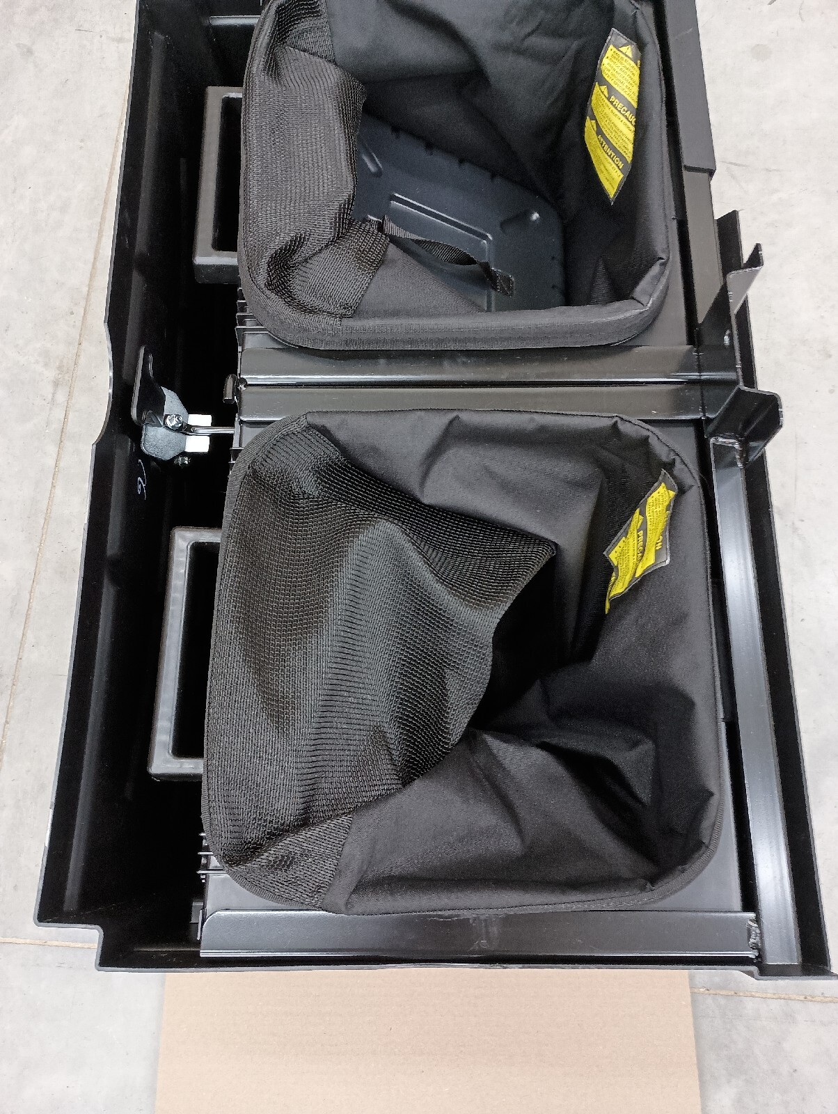 John Deere 2-Bag Material Collection System for 42 Inch, 48Inch and ...