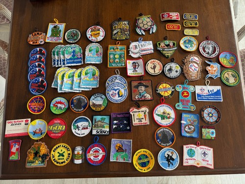Huge lot of Assorted Boy Scouts of America BSA Patches and Badges Scout ...