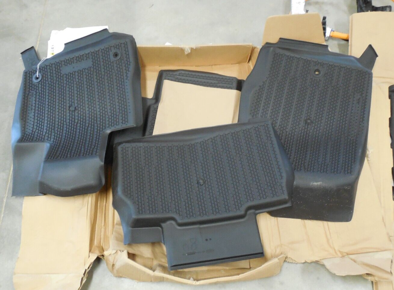 Floor Liner-Tray Style - Black - 4-Piece Set FORD OEM ACCESSORIES ...