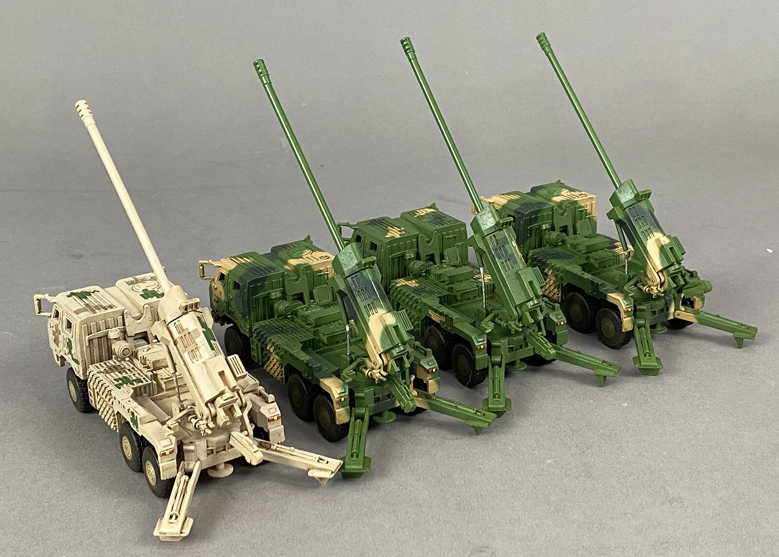 Yihe 1/72 Chinese PCL-181 155mm Vehicle Mounted Howitzer Desert Digital ...