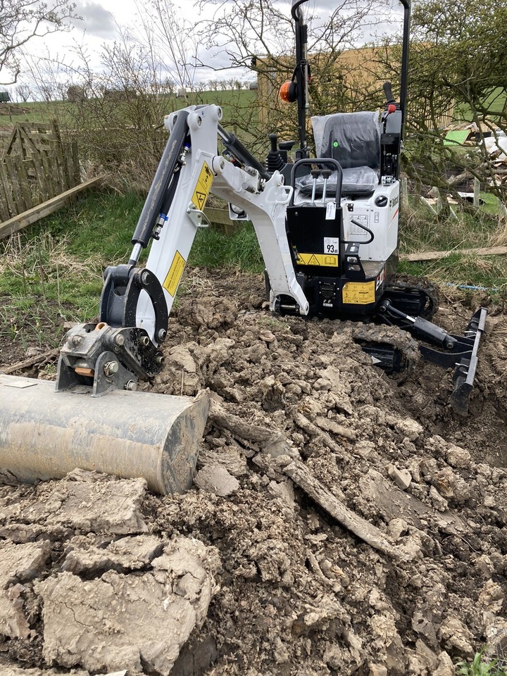 Mini And Micro Digger HIRE Flail, Grab, Post Knocker, Hammer Buckets ...
