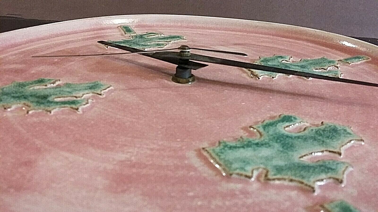 Schmidt-Marken Design Cactus? pattern Pottery Clock 10 1/8" hands a bit ...