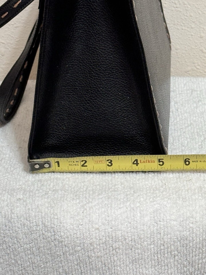 Vintage Women’s Black Faux Leather Hand Bag Zip Closure Stitch ...