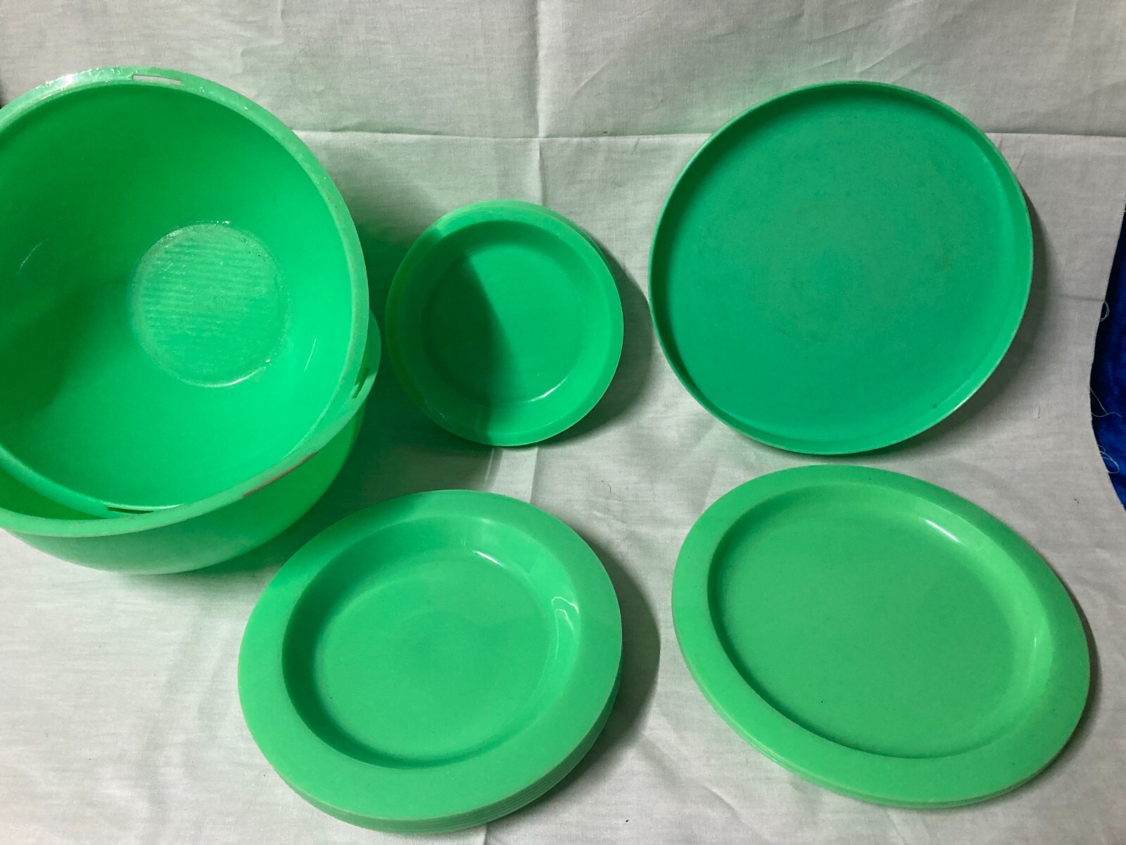 Vintage Lime Green Picnic Ball 1960's Funky Plate Bowl Tray Set Camping ...