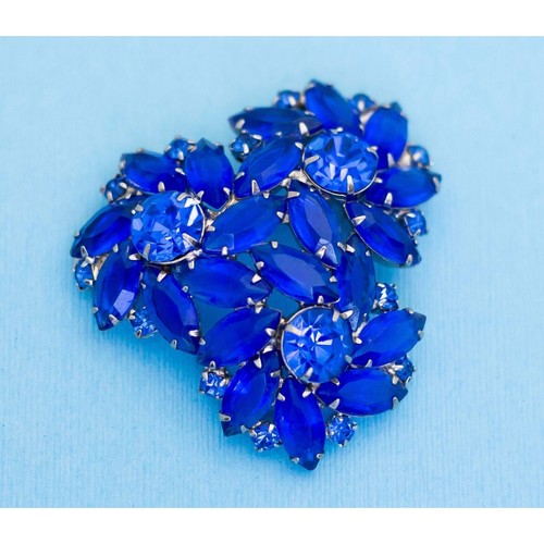 Vintage Deep Gorgeous Blue Rhinestone Brooch - N29 | eBay