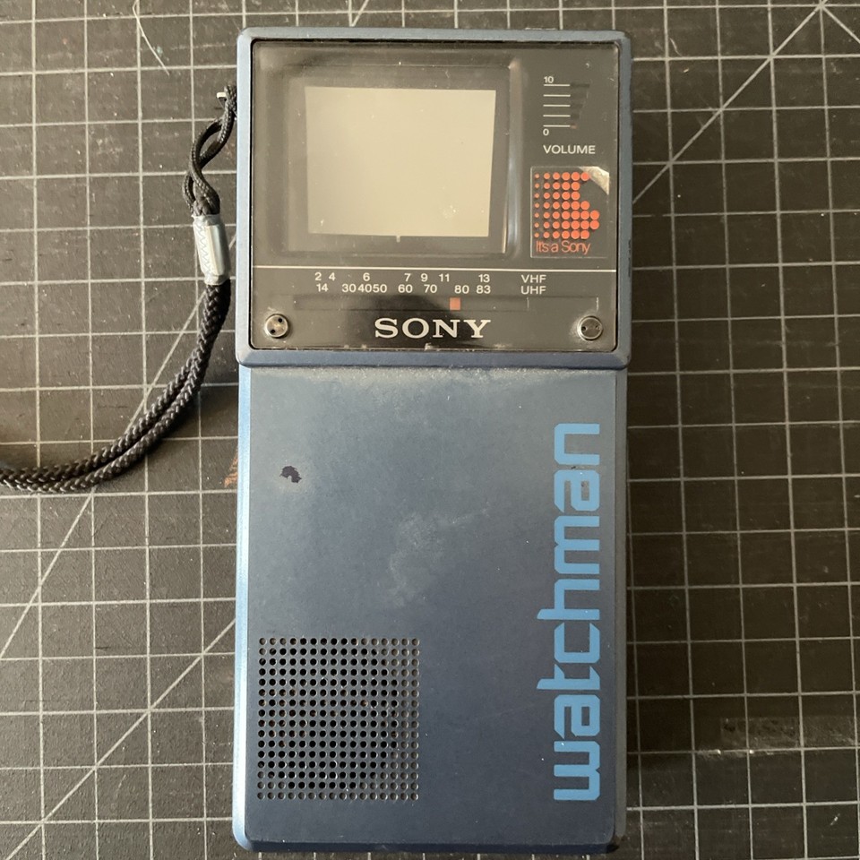 📺 Vintage 1980s Sony Watchman Model FD-20A Handheld Walkman TV, blue ...
