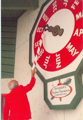 FRANKENMUTH MICHIGAN BRONNERS WALLY BRONNER GIANT CLOCK (CD#21*) | eBay
