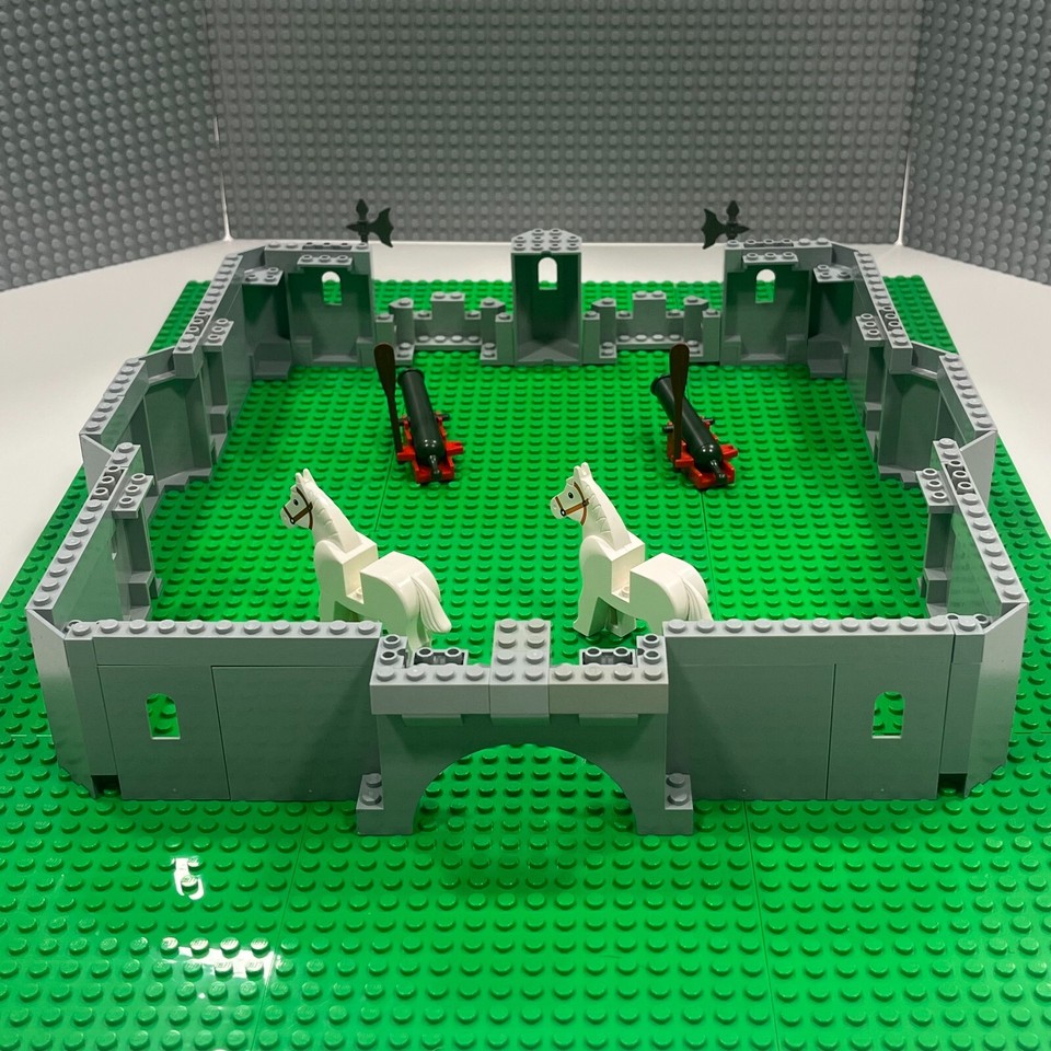LEGO Castle Horses (4493) + Cannons (110) + Castle Walls 6066 60808 ...
