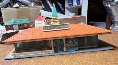 Vintage HO Scale Tyco Howard Johnson Resturant Model Train Layout Kit ...