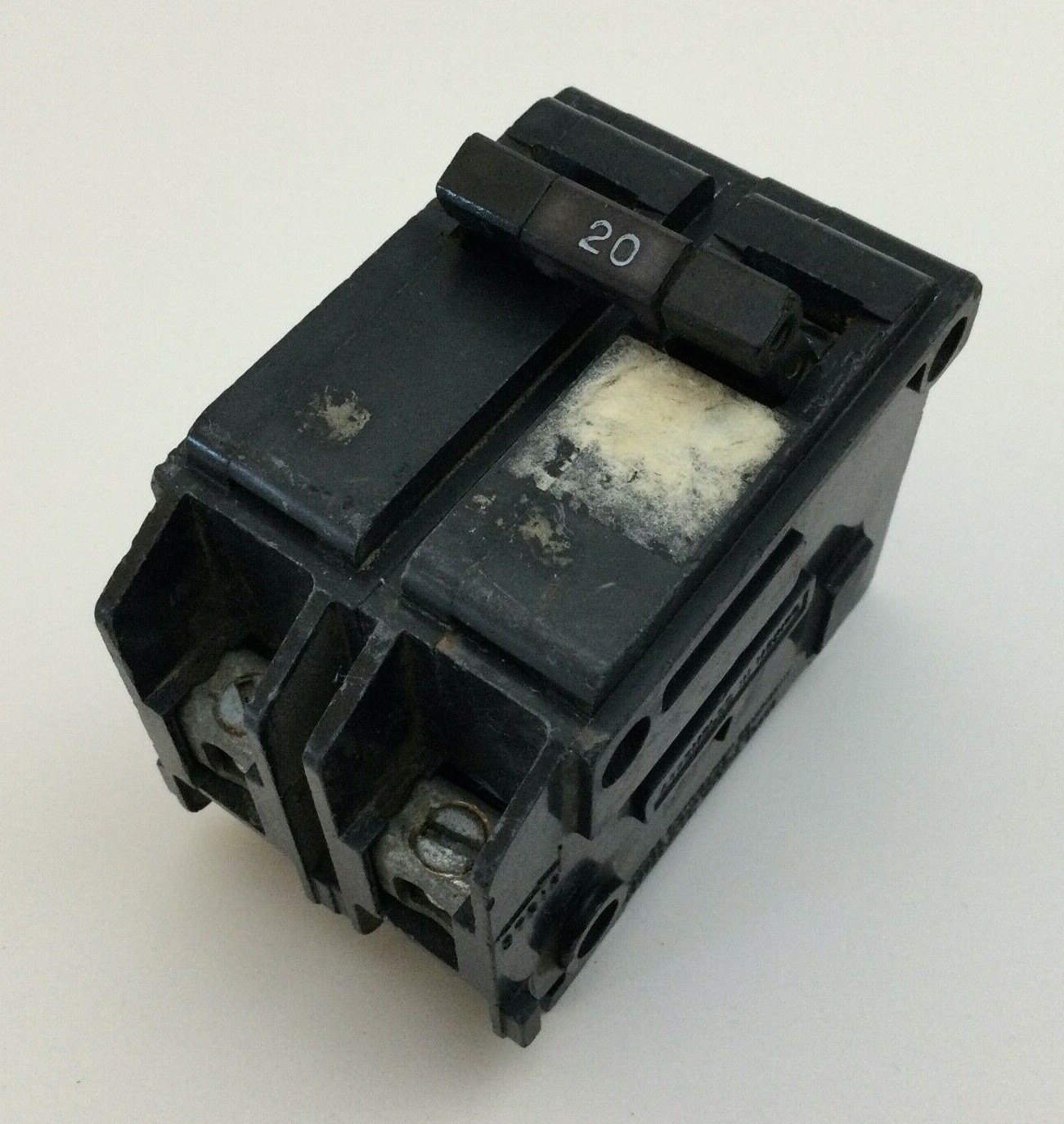 CROUSE HINDS MP220, 20 Amp, 240 Volt, 2 Pole, Plug-In Circuit Breaker ...