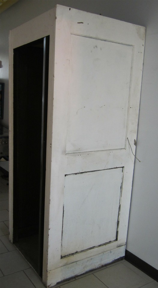 BELL SYSTEMS PHONE BOOTH 1947 *RARE* | eBay