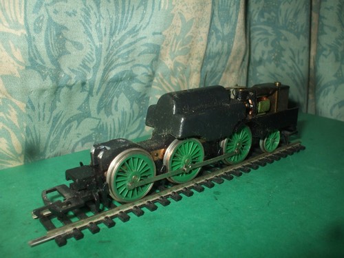 MAINLINE LNER N2 CLASS TANK GREEN LOCO CHASSIS ONLY - No.1 | eBay UK