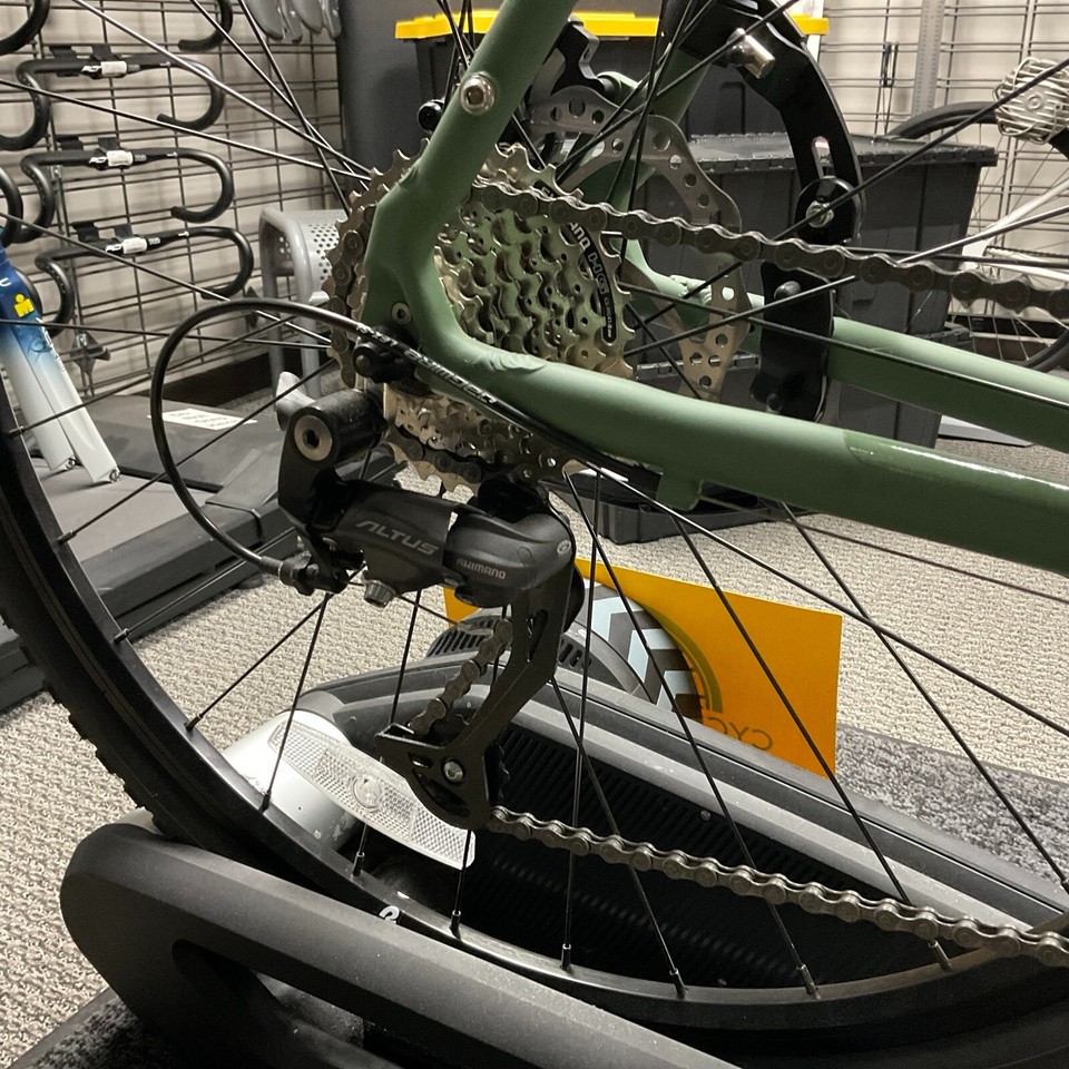 Retrospec Amok Hybrid Bicycle Shimano Acera 1 x 8 Speed Mechanical Disc ...