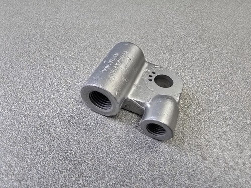 USED PITTED PORSCHE 356A 356B 356C SC 912 ENGINE OIL DISTRIBUTION BLOCK ...