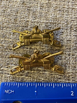 Pair Of US Army Armored Cavalry Officer Collar Insignia Pins INV5835 | eBay