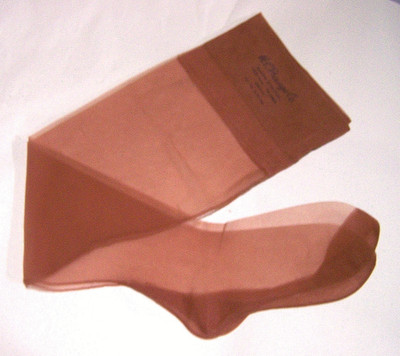 VINTAGE H.C. PRANGE CO. NYLON STOCKINGS/HOSE~BACK SEAM~8 M SHORT CUBAN ...
