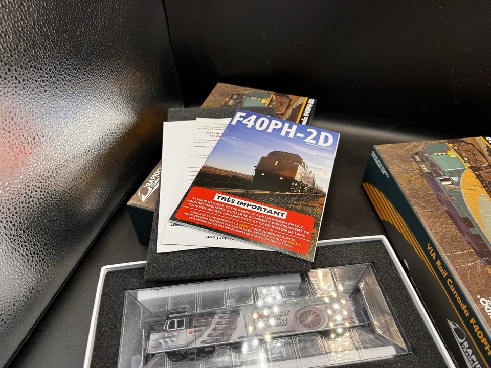Rapido HO Coors Light Silver Bullet Express F40PH-2D VIA Rail #6408 ...