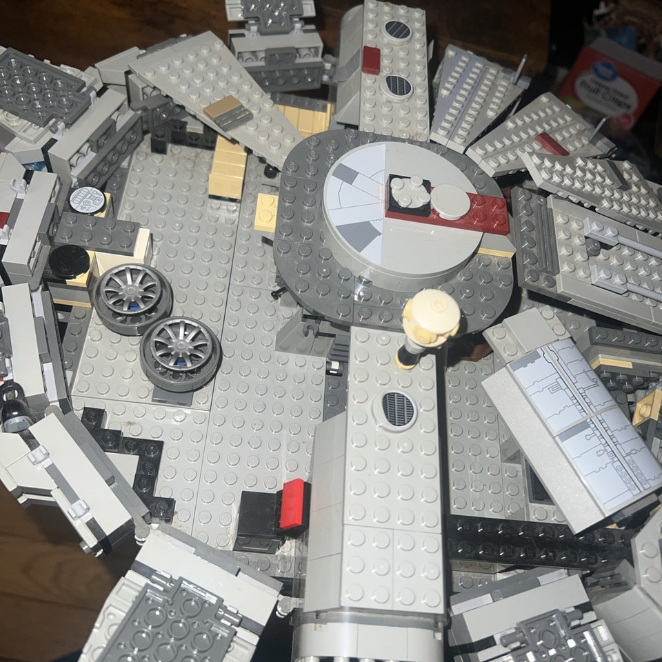 LEGO 7965 Star Wars Millennium Falcon, Near Complete, No Figures, | eBay