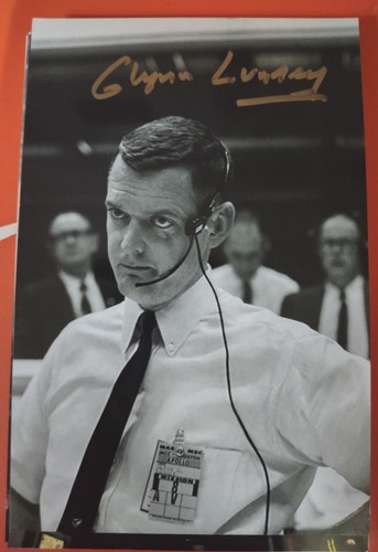 R.I.P. GLYNN LUNNEY USA ICON NASA APOLLO 11 FLIGHT DIRECTOR SIGNED 4x6 ...