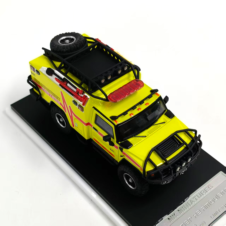 1:64 Hummer H2 Ambulance Transformer Alloy Diecast Car Model ...