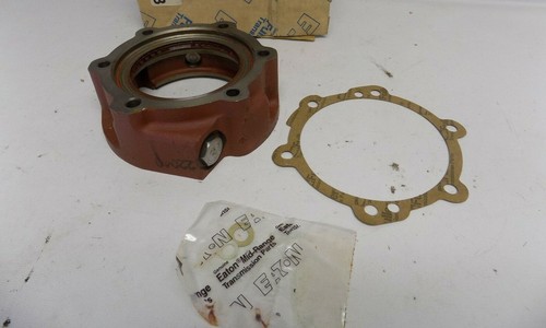 Eaton Fuller OEM S-2136 OEM Rear Bearing Cover Assembly 22040 ...