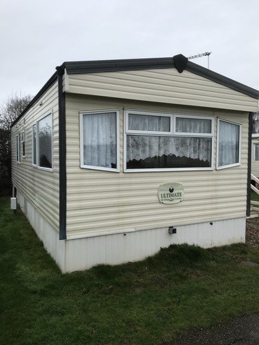 12ftx 28ft Two Bedroom Static Caravan, Sited In Little Clacton | eBay UK