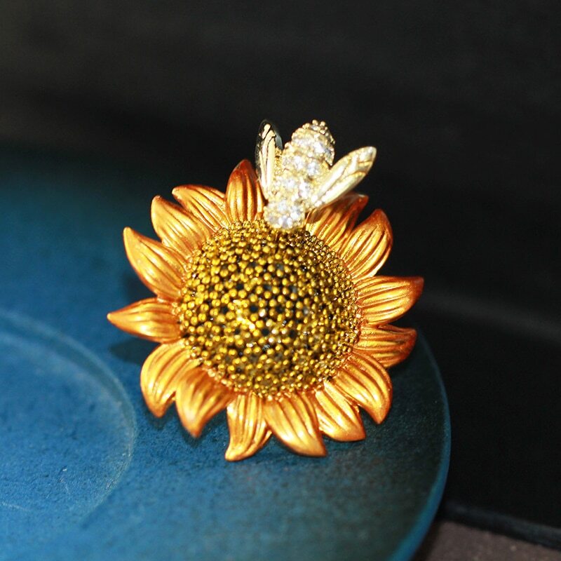 Vintage Bee Sunflower Brooches For Women Girl Party Wedding Brooch Pins Gifts | eBay