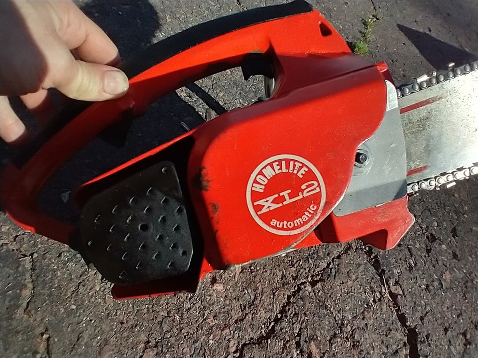 homelite XL2 auto chainsaw runs/cuts out top end case manual tools dual ...