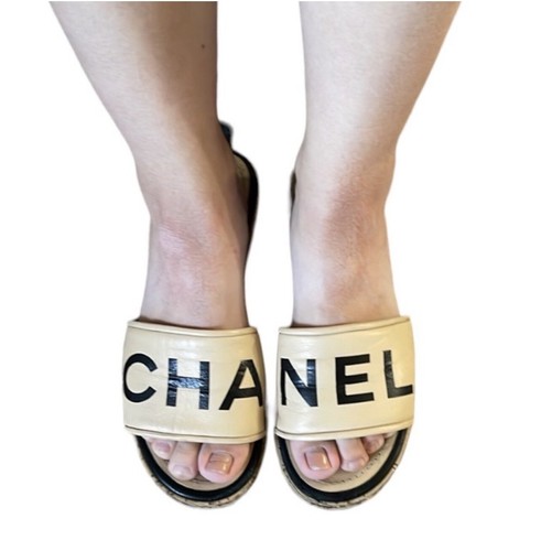 CHANEL SLIDE Sandals Spellout Leather Ivory Tan Beige Size 39.5 EU Cork ...