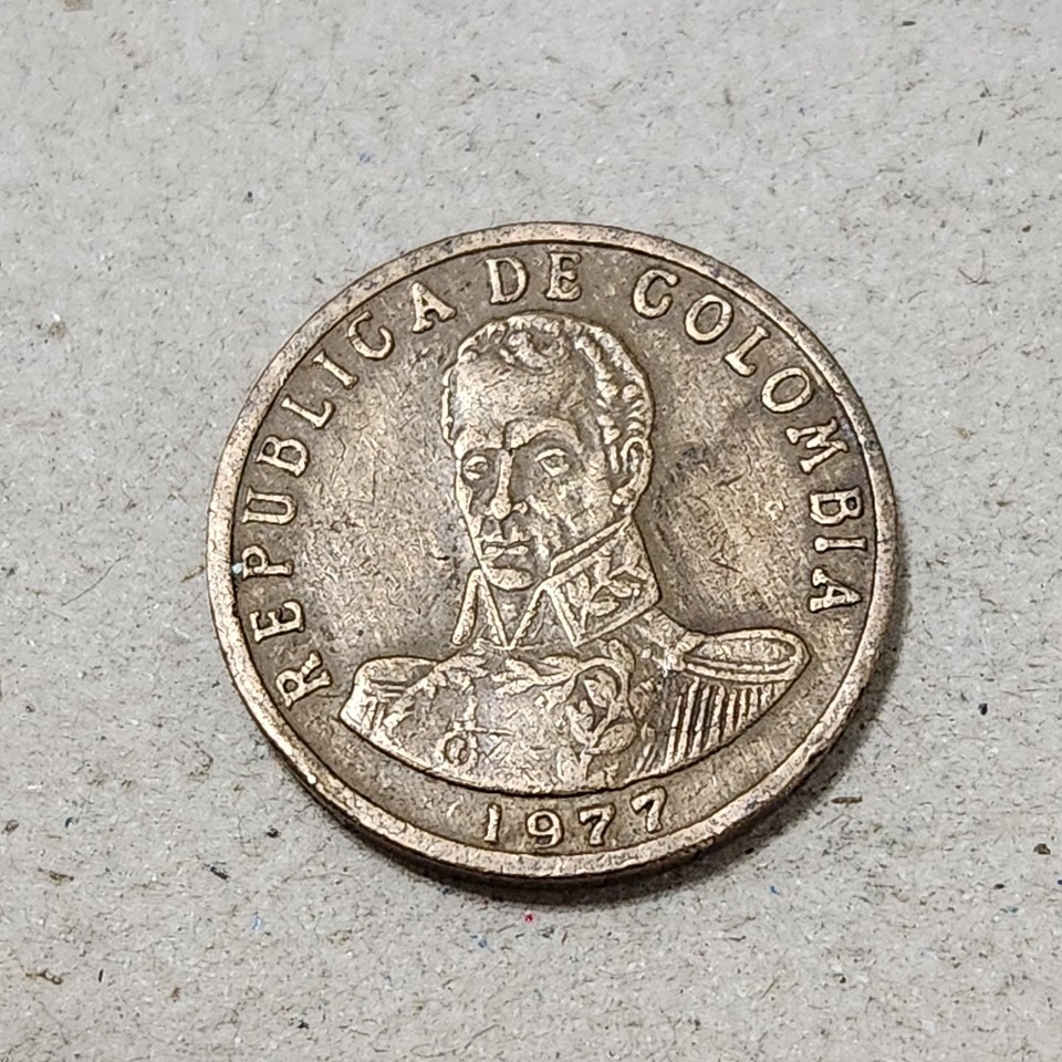 COLOMBIA 🇨🇴 TWO (2) PESOS COIN 1977 | eBay